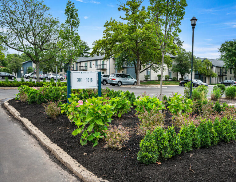 Photos of Apartments & Amenities | Hunters Glen